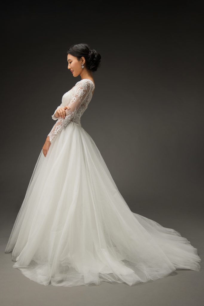 Kefira Wedding Dress | Long Sleeve Lace and Tulle | Grace + Ivory