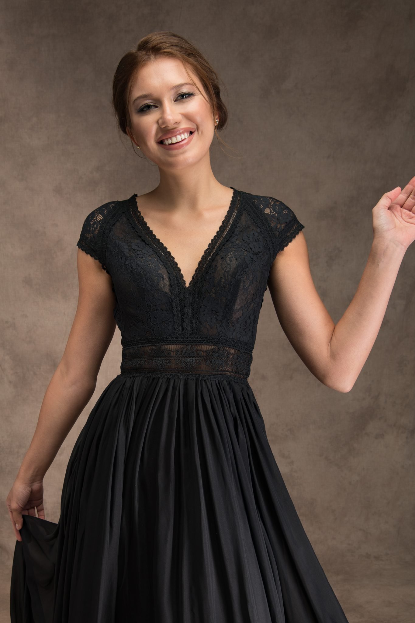 Sloane Dress | Short Sleeve Silk Lace Wedding Dress Try At Home